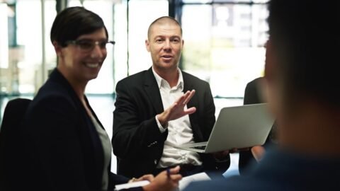 Show, Don't Tell: The Art of Using Descriptive Language to Immerse ...